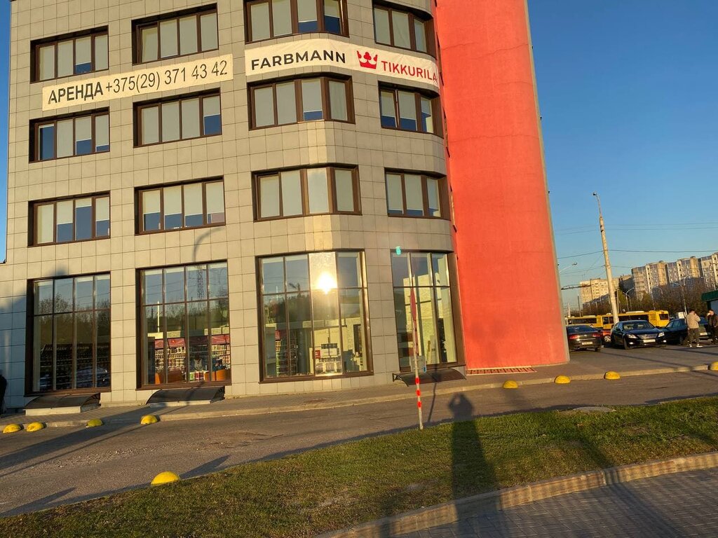 Boya ve cila malzemeleri üretim ve satış yerleri Color studio Tikkurila, Minsk, foto