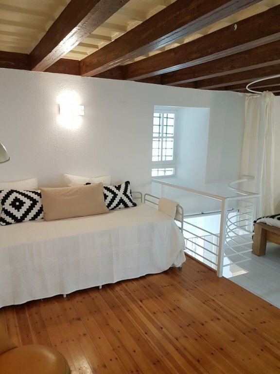 Otel HommyHome San Isidoro - Cozy Apartment, Sevilla, foto