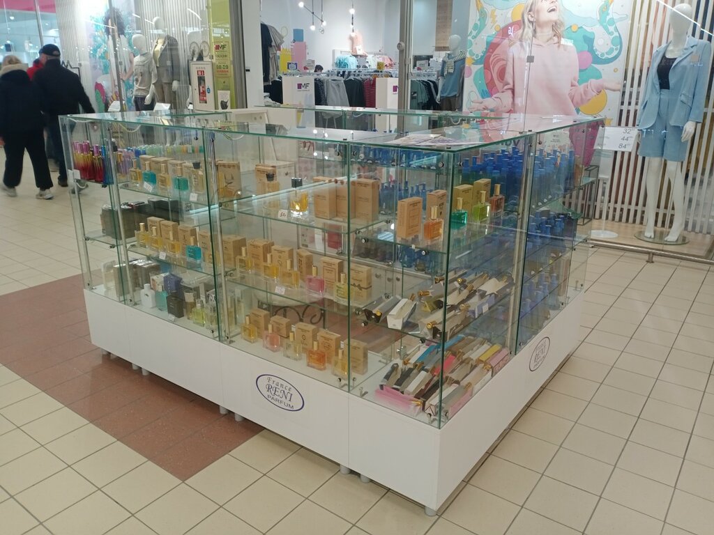 Kozmetik ve parfümeri mağazaları Reni, Grodno, foto