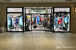 Descente Outlet Store (Shiga Prefecture, Gamo District, Town of Ryuo), giyim mağazası
