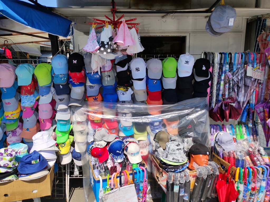 Şapka satan mağazalar Головные уборы, Brest, foto