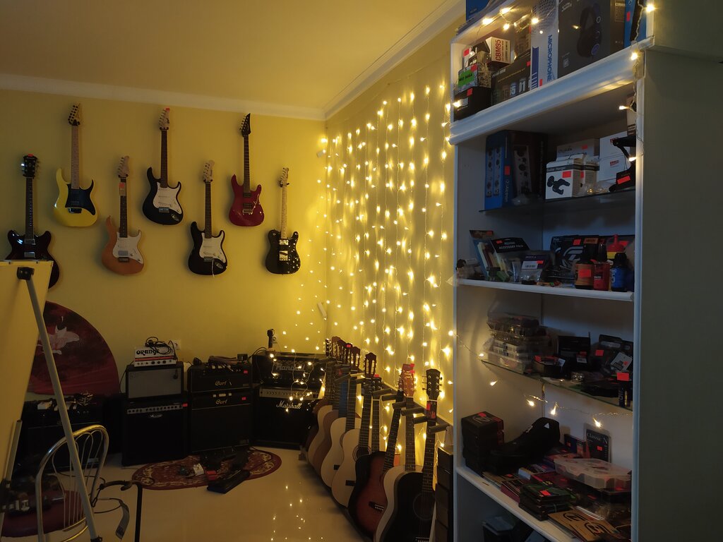 Enstrüman mağazaları Music-salon, Ust‑Labinsk, foto