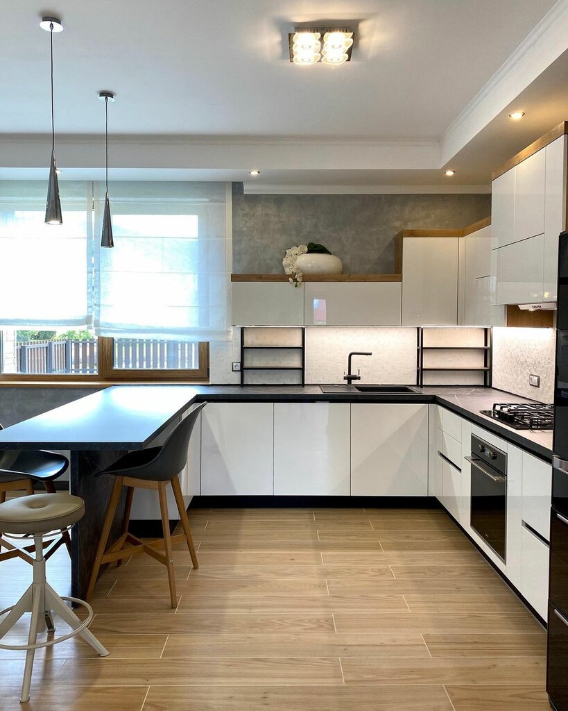 Mutfak mobilyaları Kuchen Hof, Yekaterinburg, foto