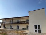 Red house (Песчаный тупик No:6, село Оленевка), otel  Kırım Cumhuriyeti'nden