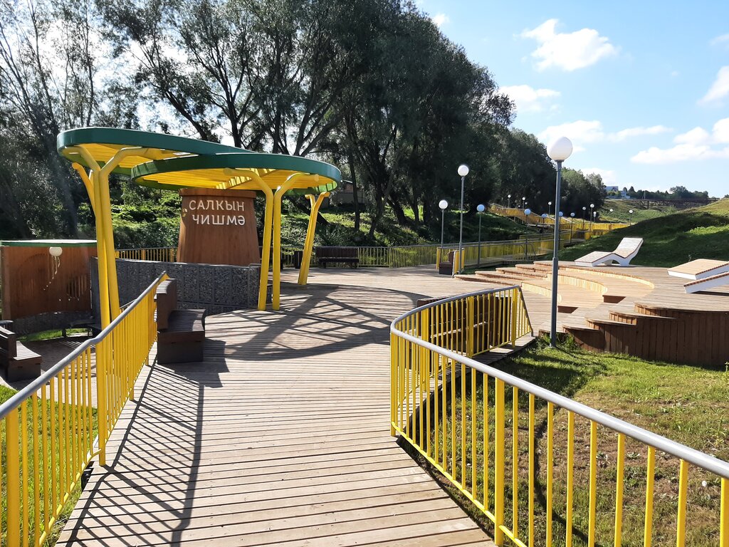 Kültür ve eğlence parkları экопарк Салкын чишма, Tataristan, foto