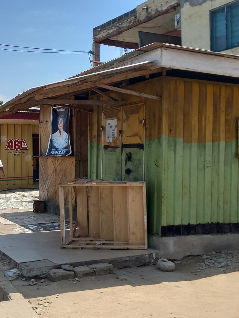 Su satışı Yehowa Dromo, Dünya, foto