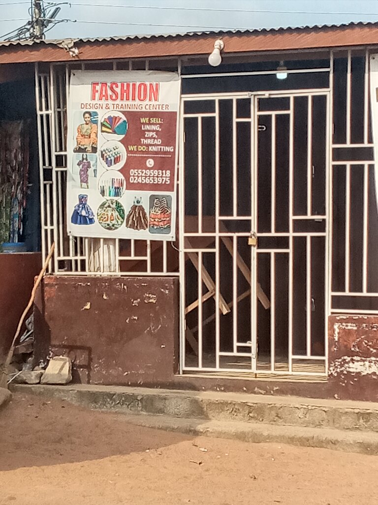 Moda evleri Fashion design and training center, Dünya, foto