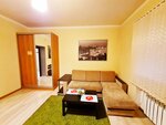 Yadrintsevskaya 35 Apartments (Ядринцевская улица No:35), kısa süreli konaklama  Novosibirsk'ten