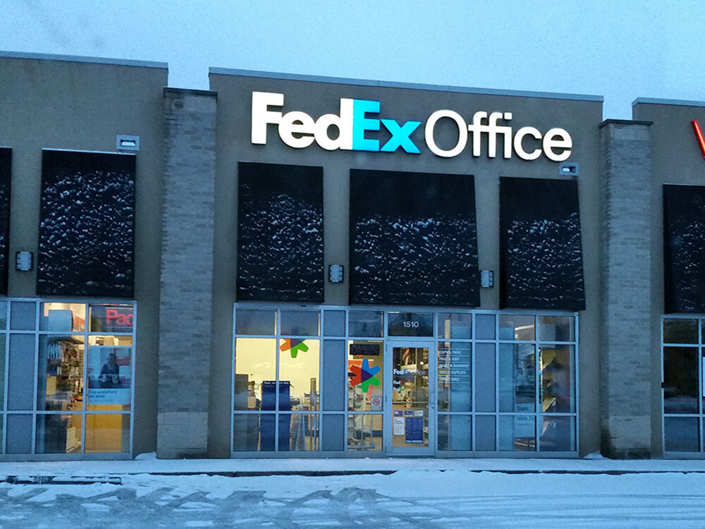Fotokopi dükkanları FedEx Office Print & Ship Center, Columbus, foto