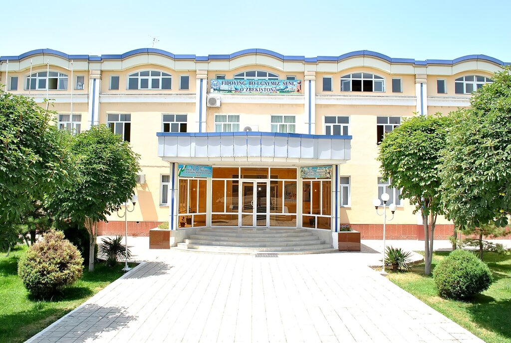 Spor okulları Andijan Regional Children's and Youth Football Academy, Andican, foto
