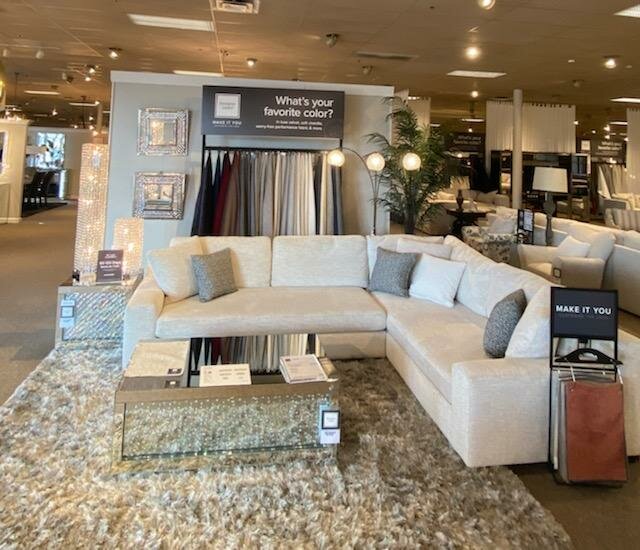 Mobilya mağazaları Value City Furniture, Michigan Eyaleti, foto