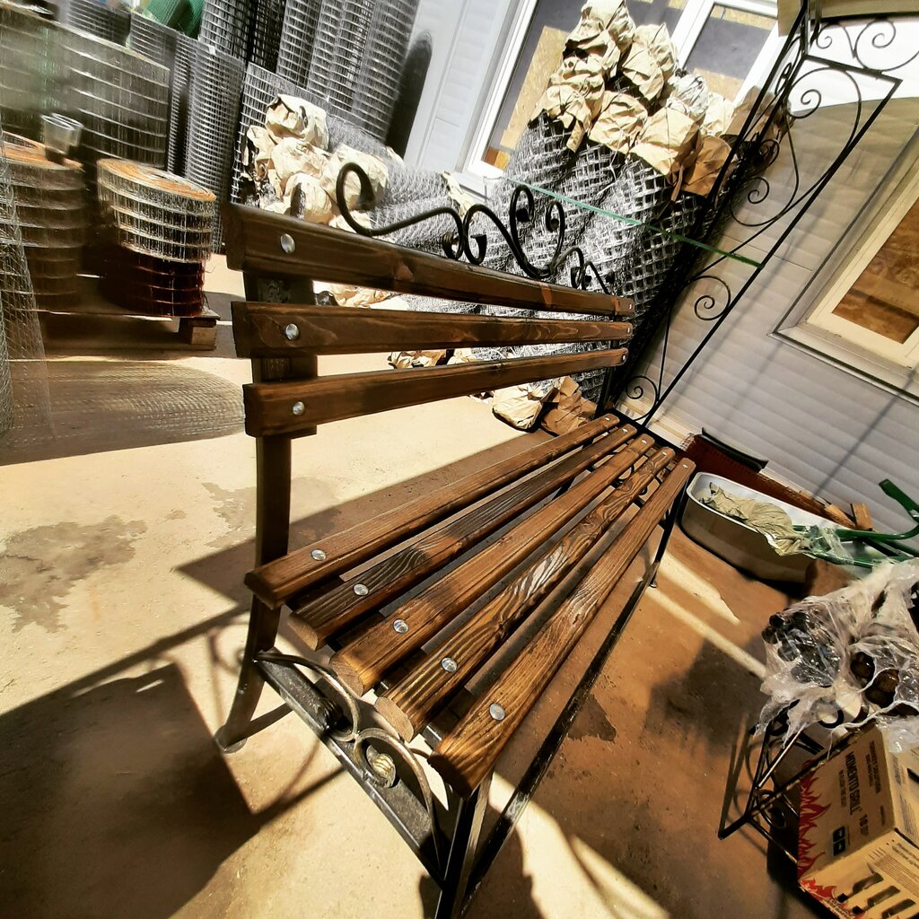 Yapı malzemeleri pazarı Метизный двор 40, Kalujskaya oblastı, foto