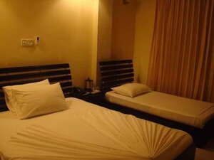 Beach Grand & SPA Premium (Malé, Nirolhu Magu Sok.), otel  Malé'den