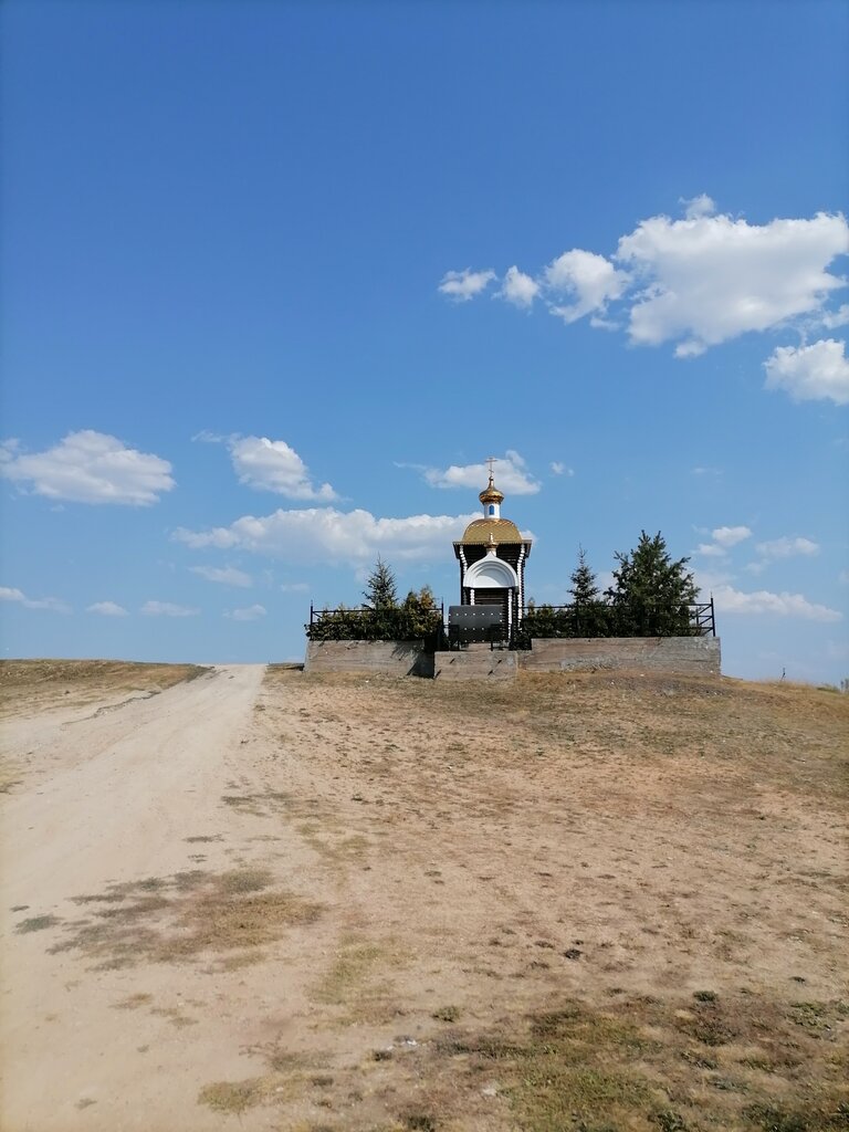 Pınar, çay Spring, stream, Orenburgskaya oblastı, foto