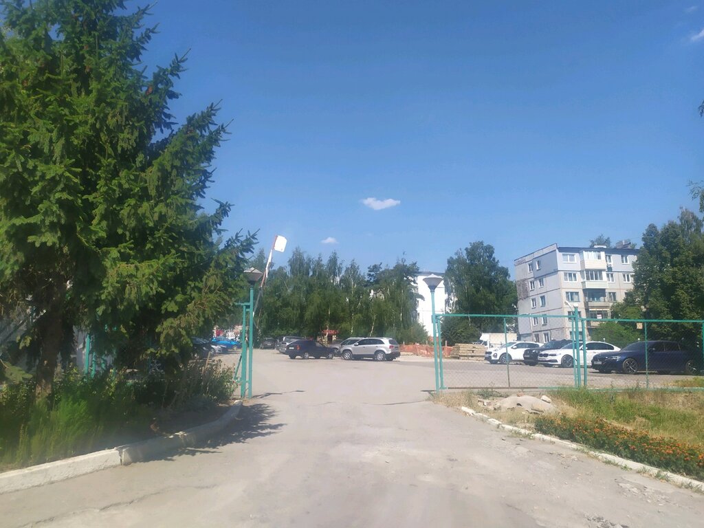 Otoparklar Parking lot, Tula, foto