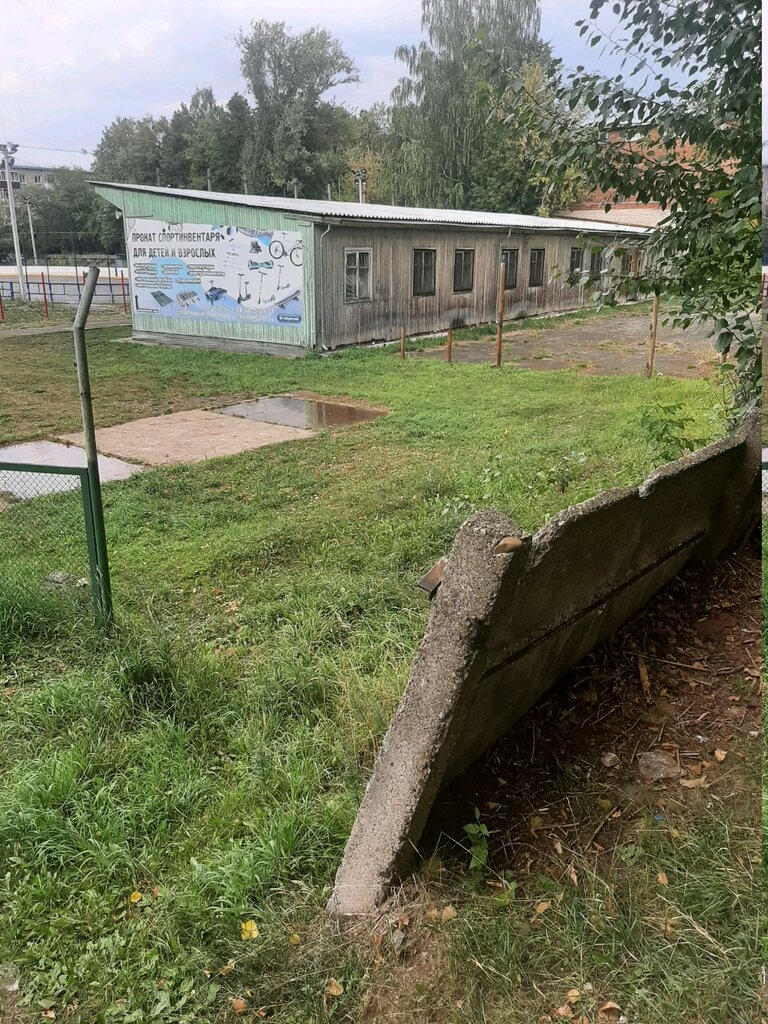 Kiralama noktası Прокат спортинвентаря, Krasnokamsk, foto