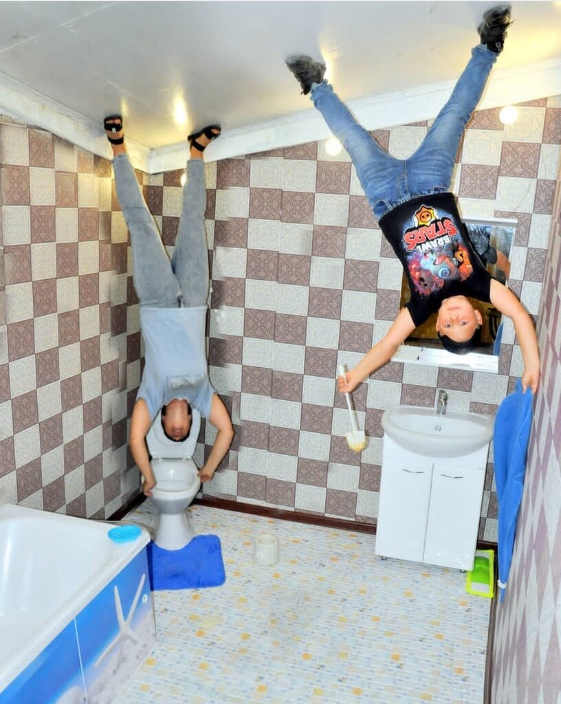 Atraksiyon Дом перевёртыш, Sudak, foto