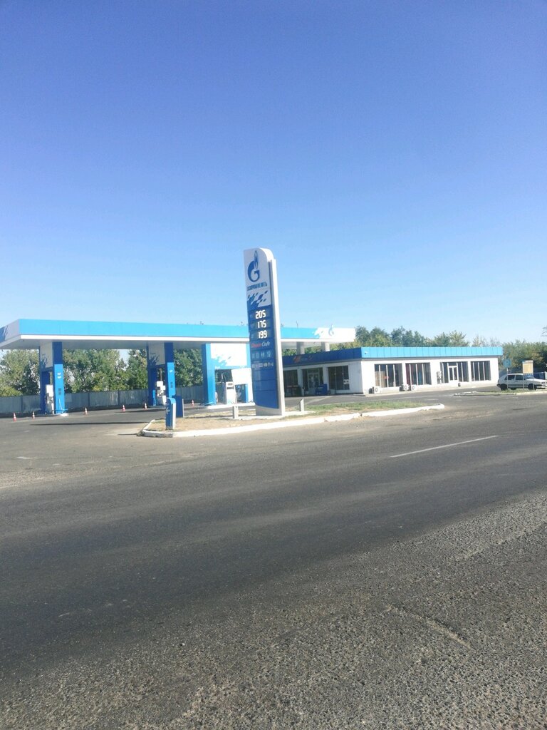Benzin istasyonu Gazpromneft, Taraz, foto