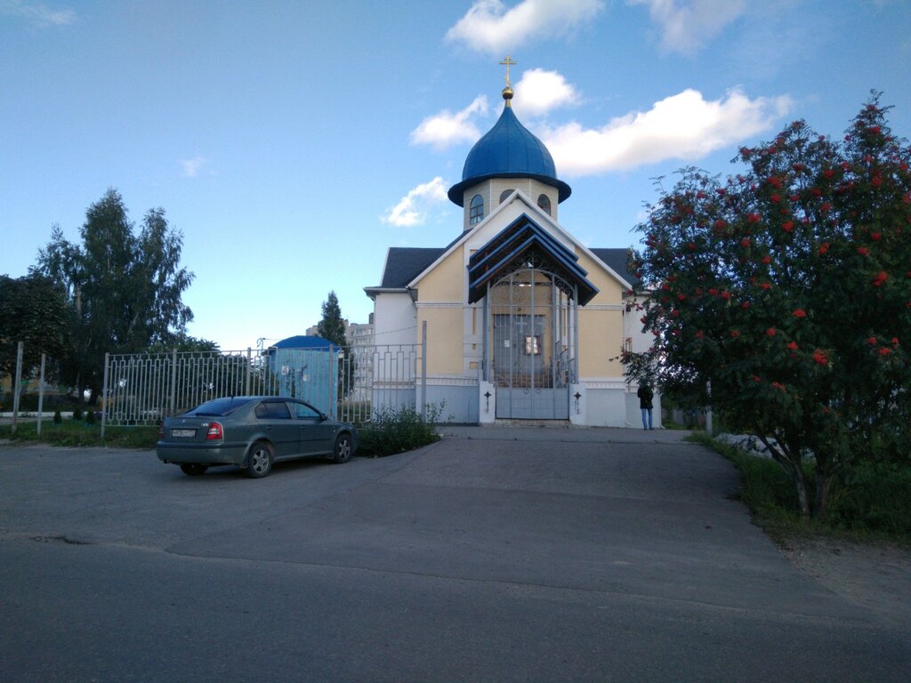 Ortodoks kiliseleri Molitvenny dom Ikony Bozhiyey Materi Kaluzhskaya V Silikatnom, Kaluga, foto