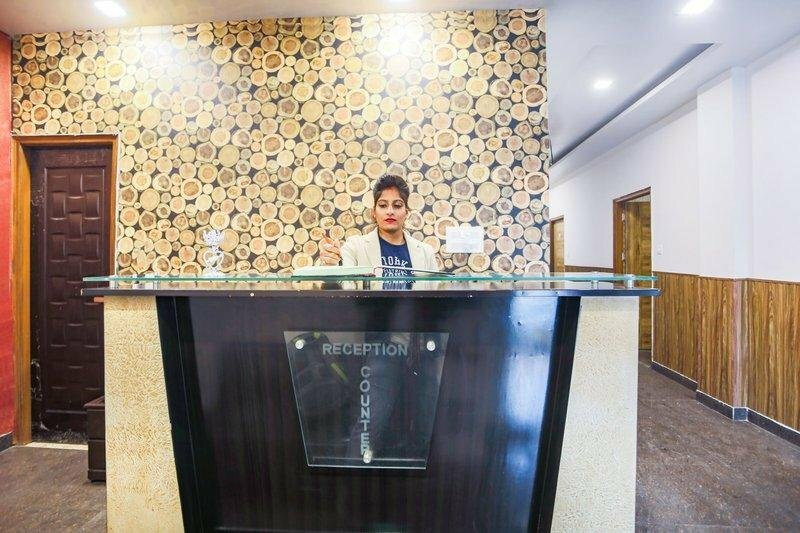 Otel Oyo Flagship 68712 Hotel Kashish, Faridabad, foto