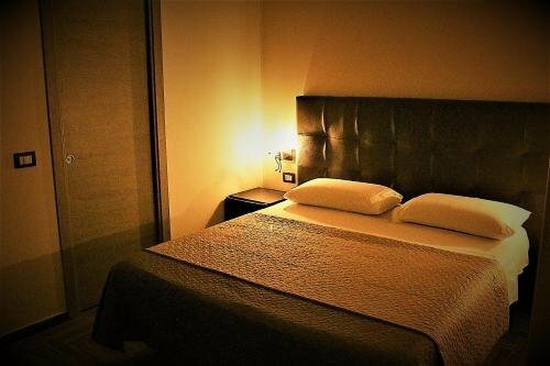 Otel B&b Dei Gerolomini, Napoli, foto