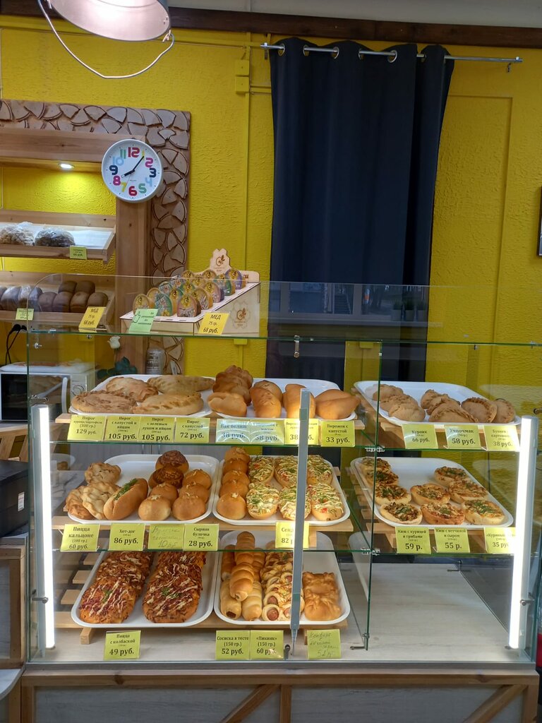 Ekmek fırını Едрён-Батон, Aşa, foto