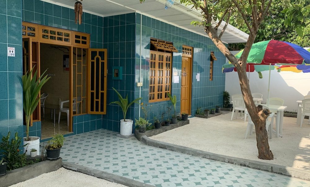 Otel Adroit Beach Inn, , foto