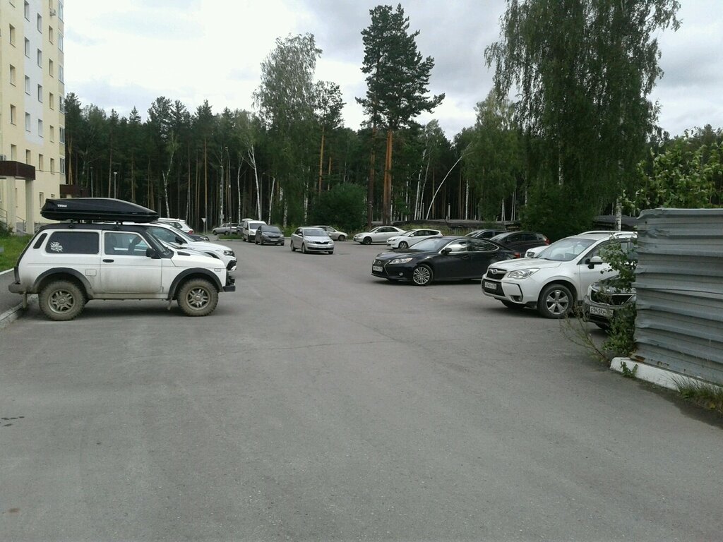 Otoparklar Parking lot, Verhniaya Pyşma, foto