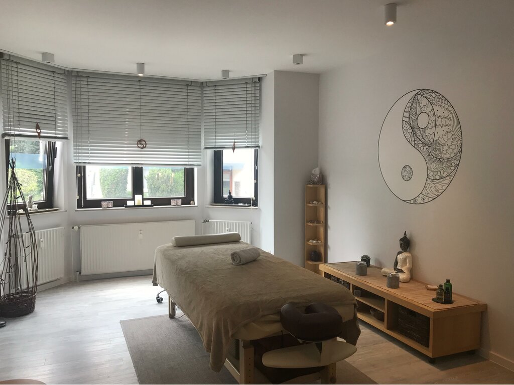 Güzellik salonu Parastu Shavandi Massage und Wellness, Bremen, foto