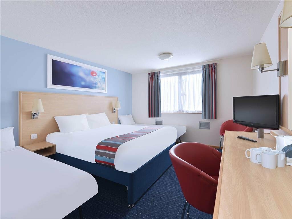 Otel Travelodge Dumbarton, Batı Dunbartstonshire Konseyi, foto