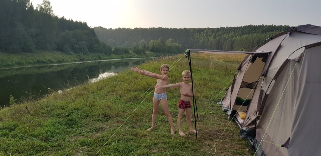 Piknik alanı Место для пикника, Kirovskaya oblastı, foto