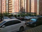 Баскетбольная площадка (Krasnodar, Prikubanskiy City administrative district, mikrorayon Panorama, zhiloy kompleks Kerchenskiy), spor alanı  Krasnodar'dan