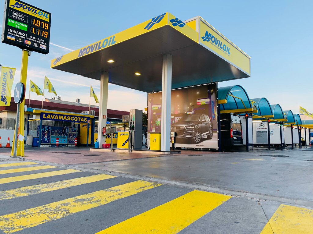Otogaz dolum istasyonu Moviloil, Madrid, foto