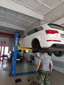 Прораб-Авто (Internacyjanaĺnaja vulica No:4/8, Miadziel), otomobil servisi  Myadel'den