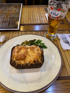 Berloga (ulitsa Karla Marksa No:73, Ishim), restoran  İşim'den