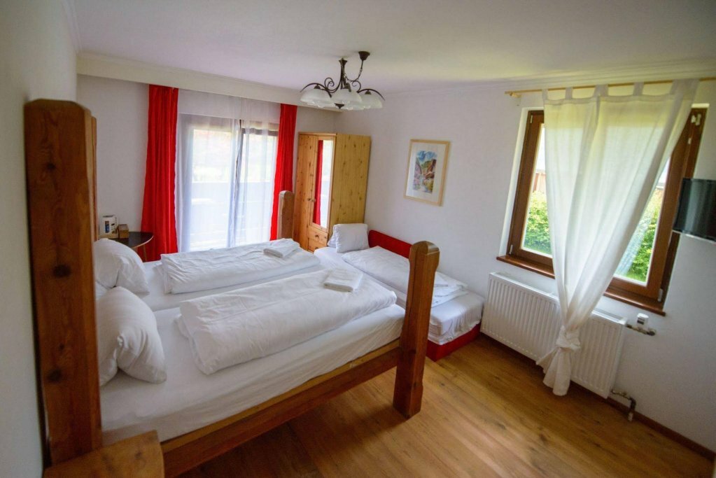 Otel Seehotel am Hallstättersee, Yukarı Avusturya, foto