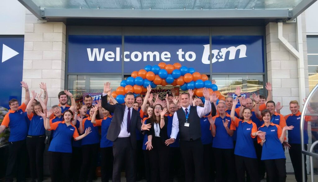 i̇ndirim ve fırsat sistemleri B&m Store, , foto