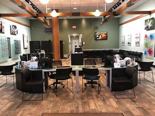 Optik Optical Outlets, Brandon, foto