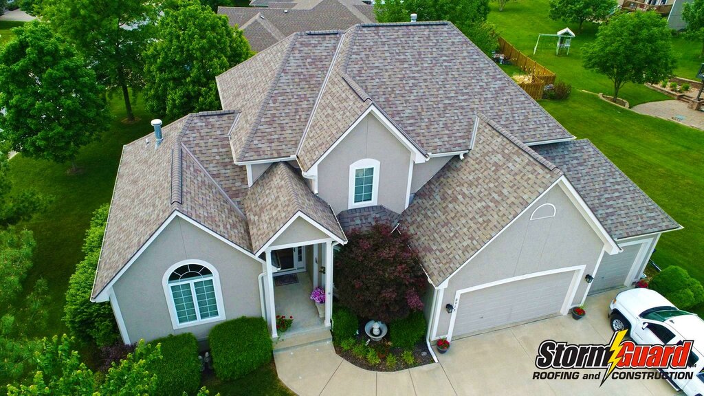 Çatı ve çatı materyalleri Storm Guard Roofing & Construction of Nashville, Tn, Franklin, foto