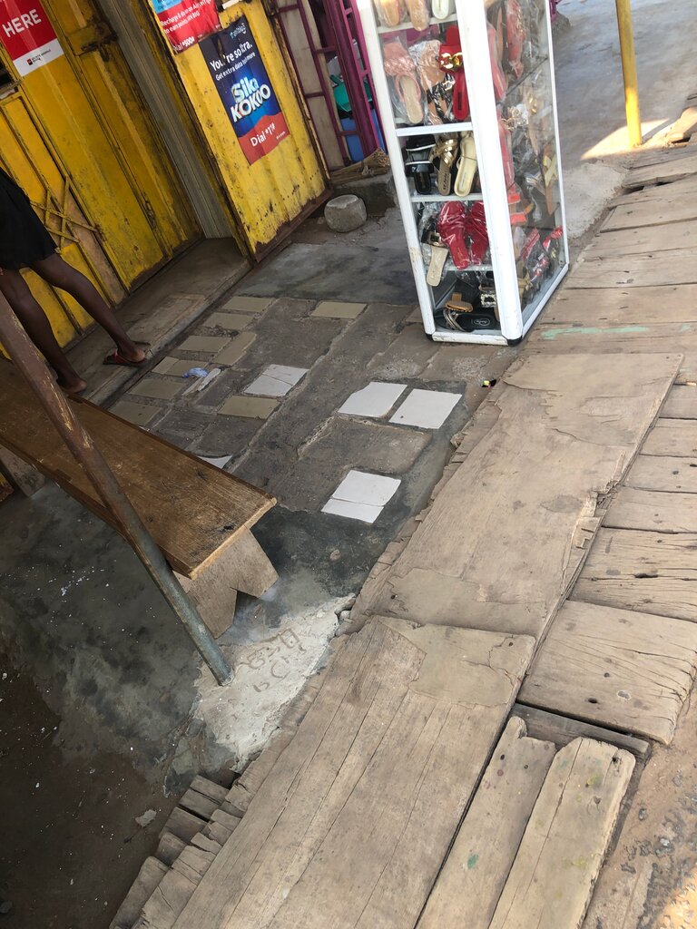 Para transferleri The chosen mattew, Dünya, foto