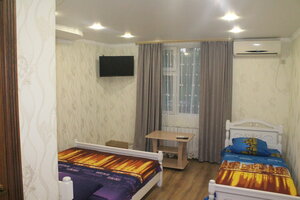 Двин (Sovetskaya ulitsa No:94, selo Rogachyovka), otel  Voronejskaya oblastından