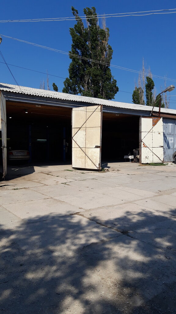 Otomobil servisi Сурож, Sudak, foto