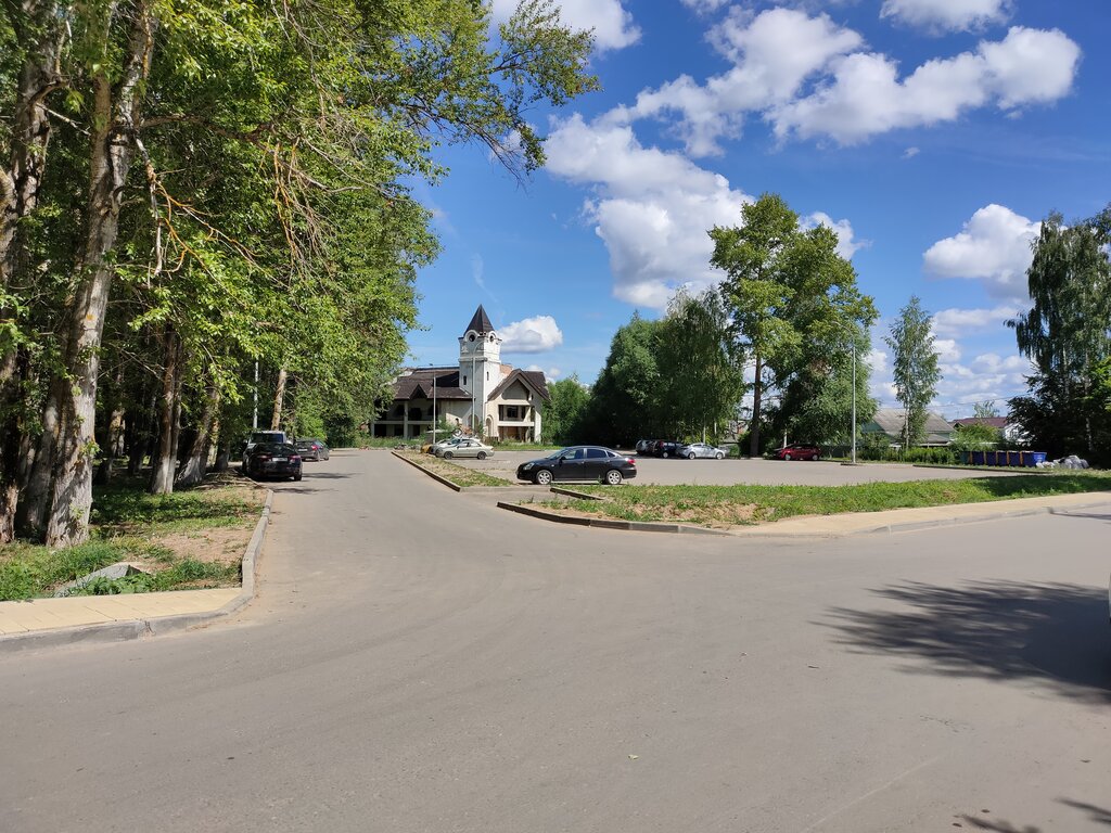 Otoparklar Parking lot, Pereslavl‑Zalesski, foto
