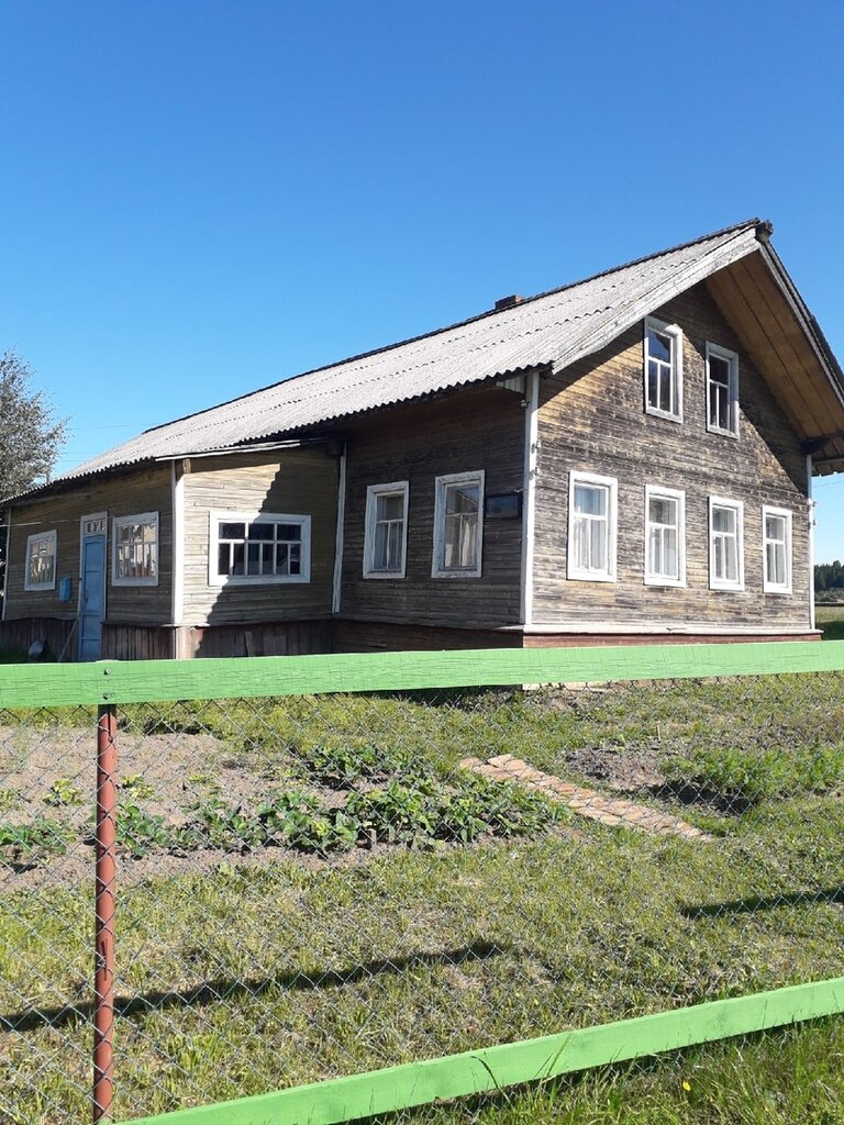 Anıt levhası, anıt taş Б.А. Костылеву, Arhangelskaya oblastı, foto