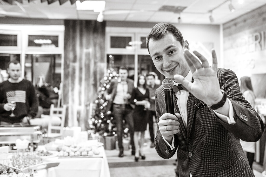 Kutlama sunucuları Vedushiy Petr Lapin, Nijni Novgorod, foto