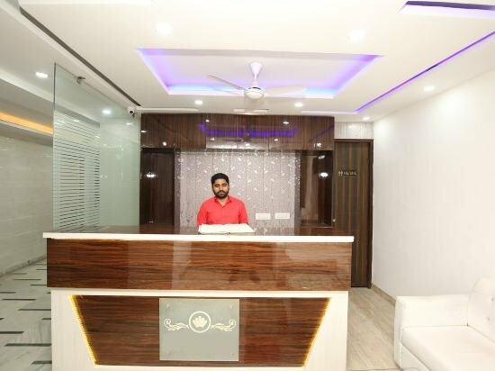 Otel Oyo 12258 Royal Residency, Punjab, foto