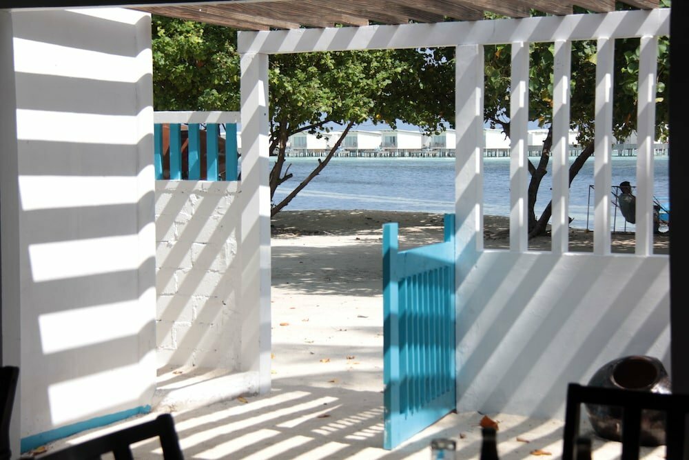 Otel Rip Tide Beach, , foto