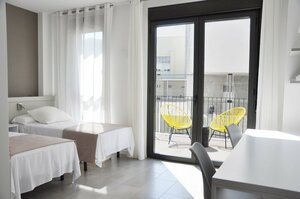 Residencia Universitaria Tarragona Mediterrani (Avenida President Lluis Companys No:7, municipio de Tarragona), otel  Tarragona'dan