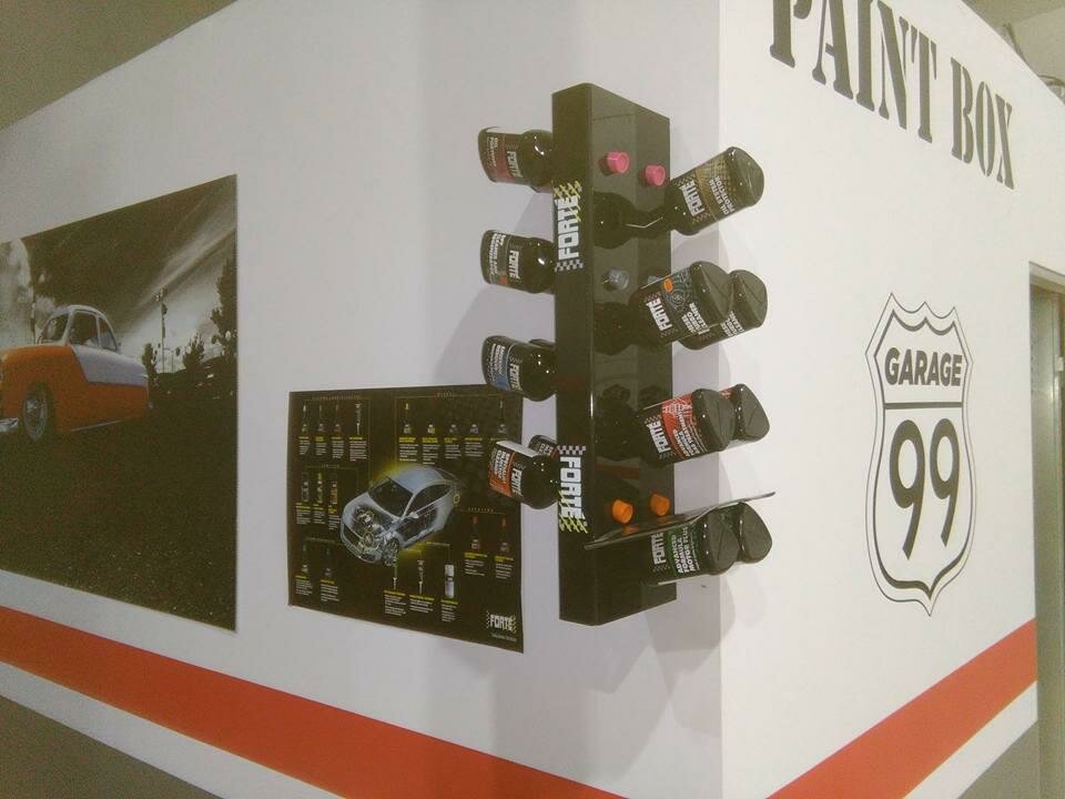 Oto kaporta Garage 99, Endülüs, foto