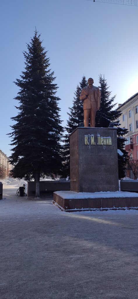 Anıt, heykel В.И. Ленин, Mejdureçensk, foto
